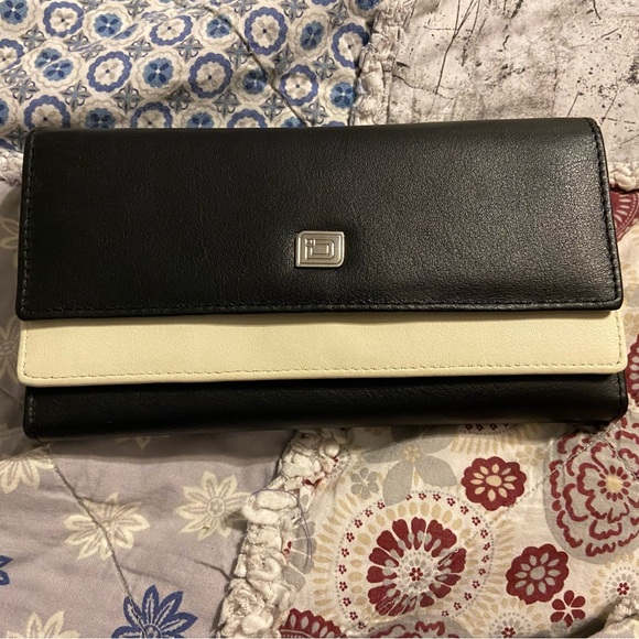 Bags | Id Stronghold Wallet | Poshmark